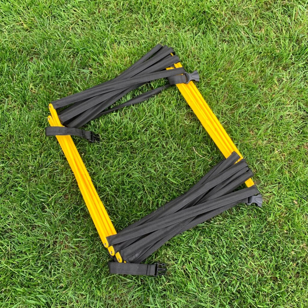 Freeplay Champion Foldbar Agility Stige - 4m - Soccerplay.dk